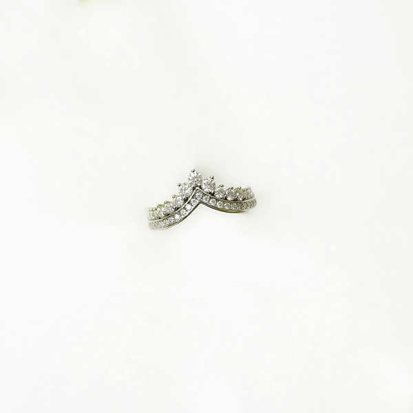 Elaris Princess Ring