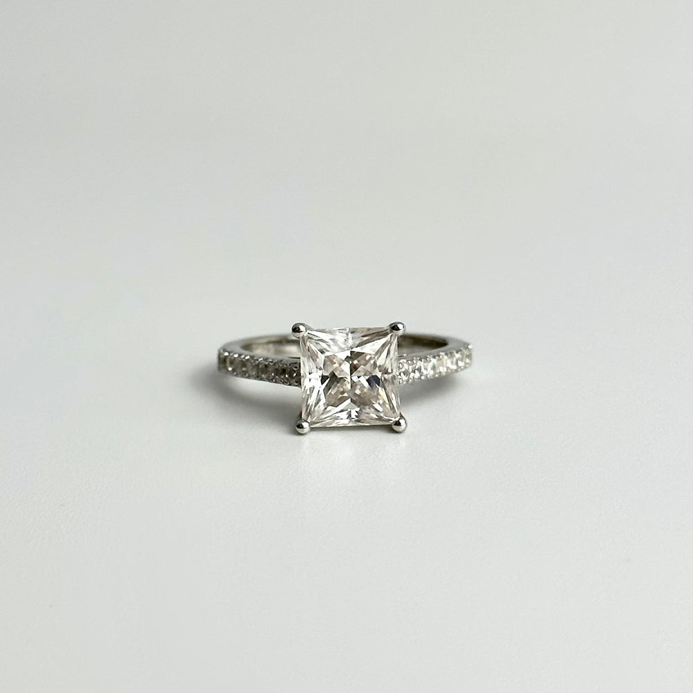 Princess Pavé Setting Ring