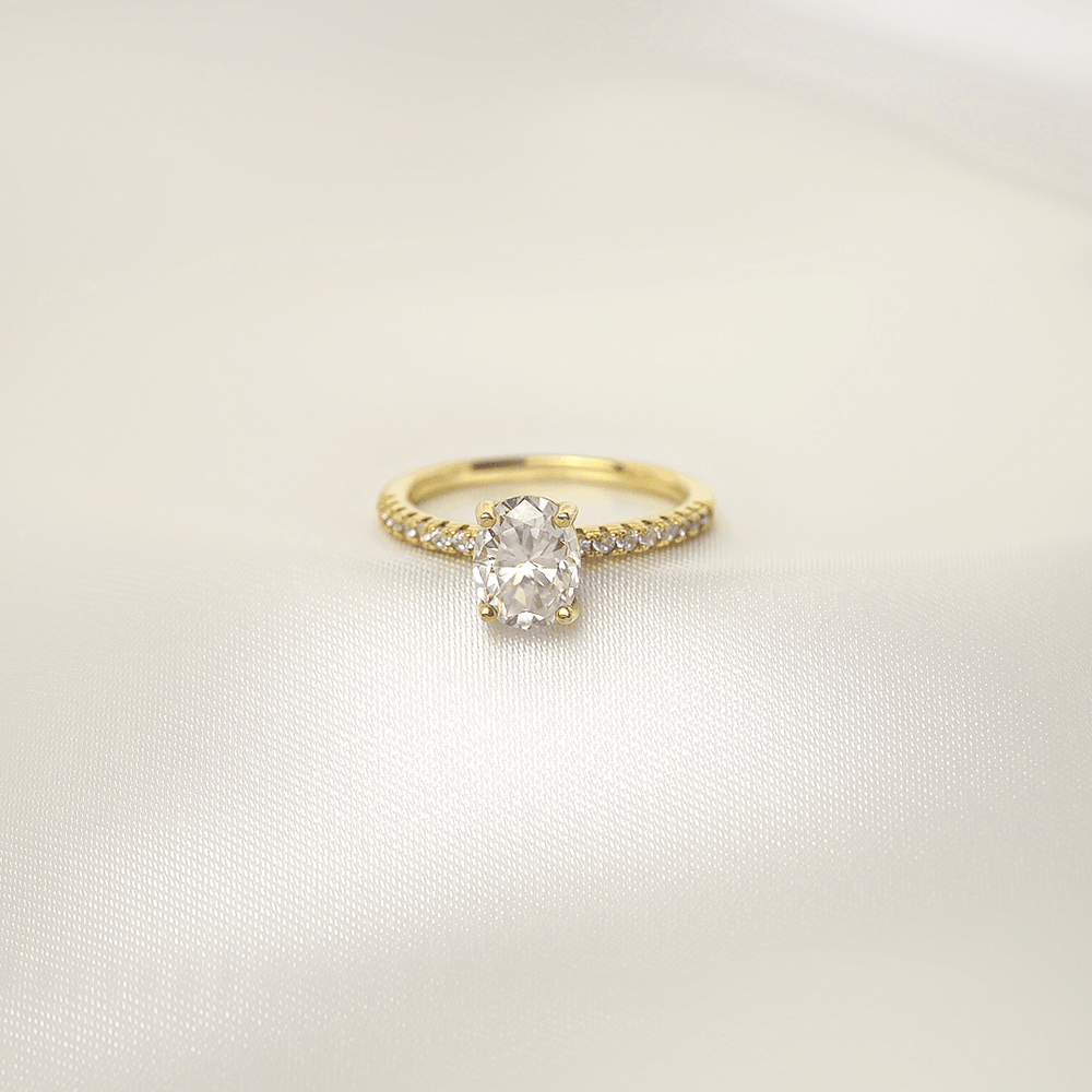 Oval Cut Pavé Setting Ring