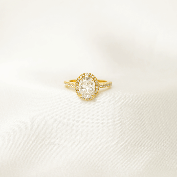 Oval Halo Pavé Ring